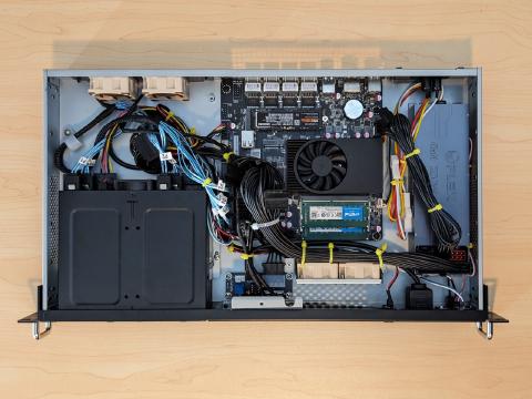 Building a 1U quiet NAS