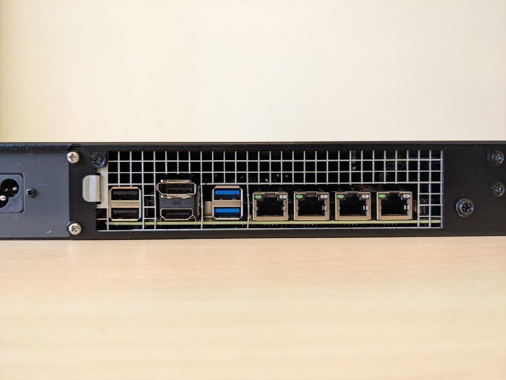 Building a 1U quiet NAS
